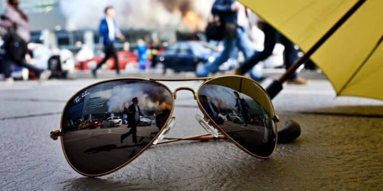 How to Describe Glasses in a Story (Full Guide + Examples) | Writing ...